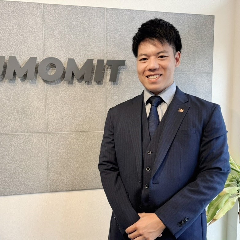 スタッフ紹介 - SUMOMIT